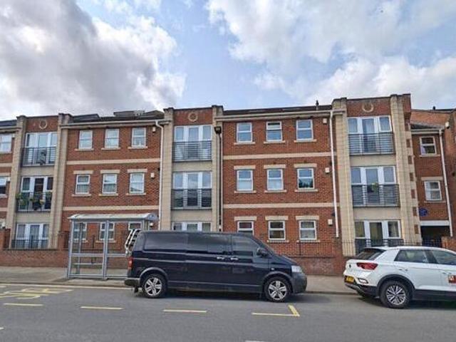 Victoria Park, Valley Road, 2 Bedroom Apartment