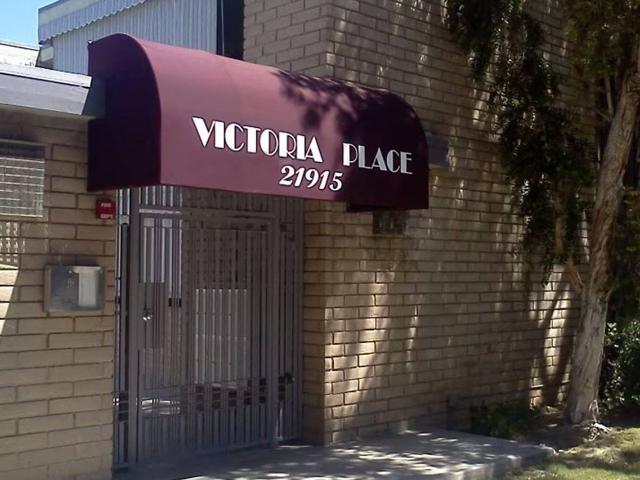 Victoria Place 2 Bedroom Apartment for Rent at 21915 Saticoy St, Los Angeles, CA 91304 Canoga Park