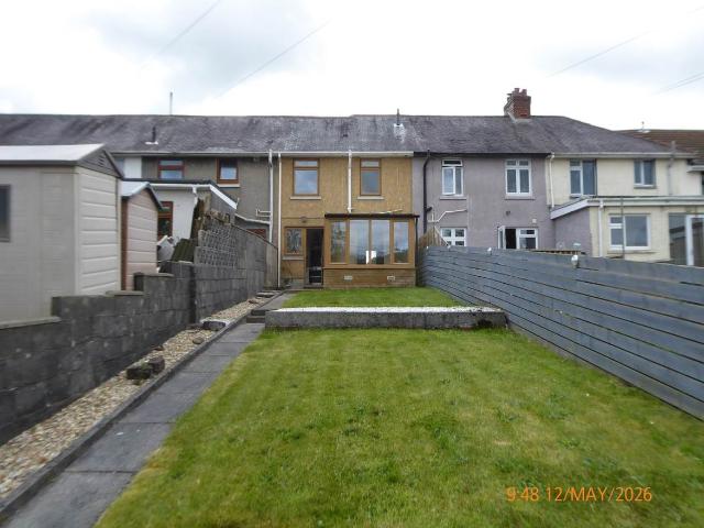 Victoria Rd, Ponthenri SA15, 2 bed terraced house to rent, £750 pcm | PrimeLocation