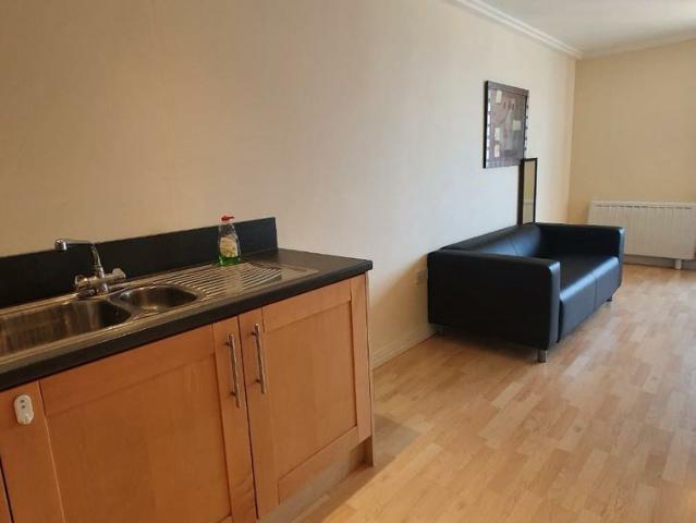 Victoria Road, North Acton, London W3, 1 bed flat to rent, £1,547 pcm | PrimeLocation