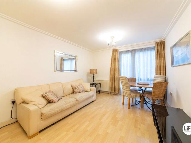 Victoria Road, North Acton W3, 1 bed flat to rent, £1,800 pcm | PrimeLocation