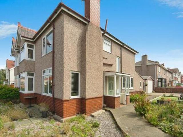 Victoria Road, Old Colwyn, 3 Bedroom Semi detached