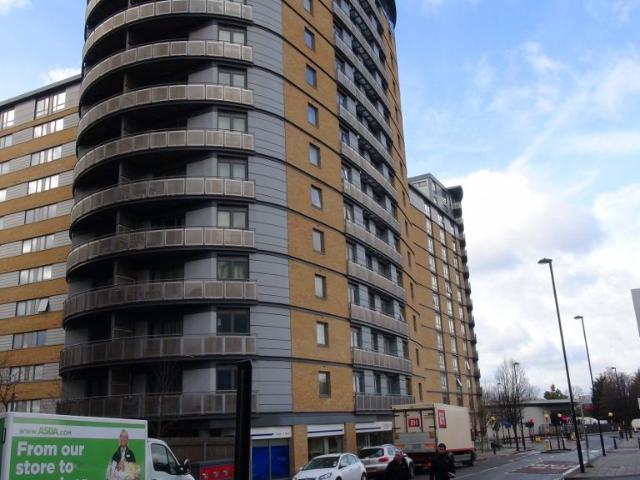 Victoria Road, Acton W3, 1 bed flat to rent, £1,798 pcm | PrimeLocation