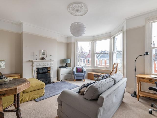 Victoria Road, Alexandra Park, London N22, 2 bed flat to rent, £2,250 pcm | PrimeLocation
