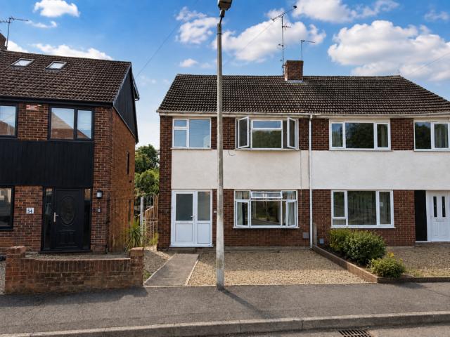 Victoria Road, Broadstairs 4 bed semi detached house to rent £1,550 pcm £358 pw