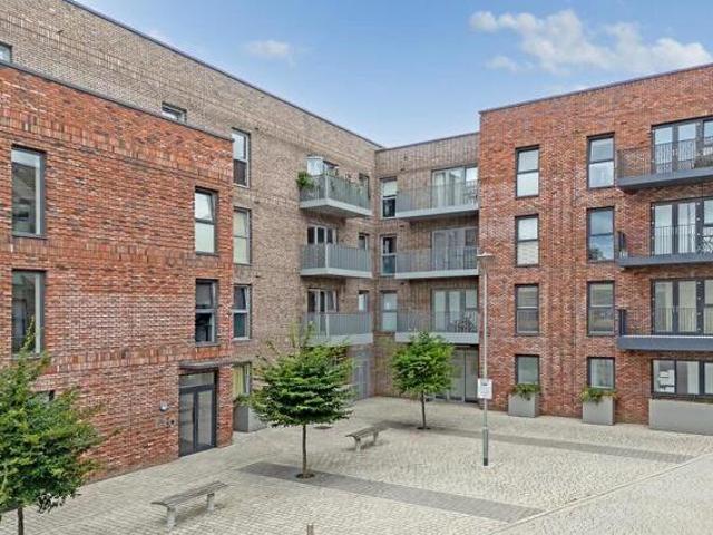 Victoria Road, Chelmsford, 2 Bedroom Apartment