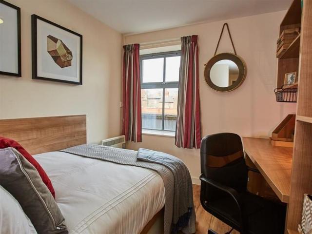 Victoria Road, Chester CH2, 1 bed flat to rent, £646 pcm | PrimeLocation