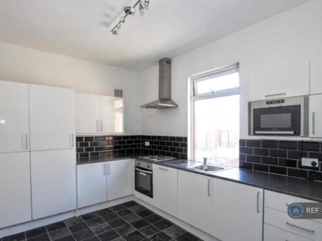 Victoria Road, Darlington, 3 Bedroom Maisonette