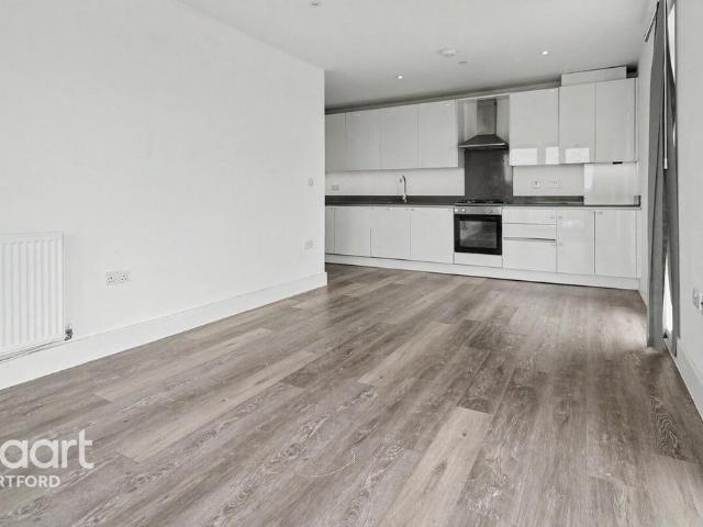 Victoria Road, Dartford 2 bed apartment to rent £1,850 pcm £427 pw