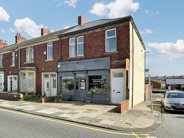 Victoria Road East, Hebburn NE31, 2 bed flat to rent, £575 pcm | PrimeLocation