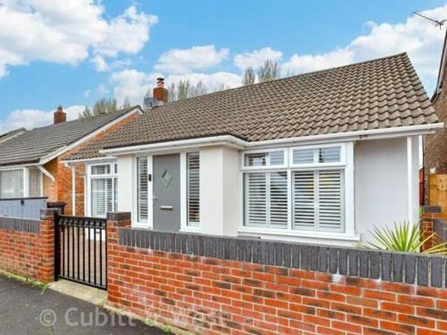 Victoria Road, Emsworth, 2 Bedroom Detached