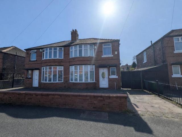 Victoria Road, Fallowfield, Manchester 4 bed house to rent £2,132 pcm £492 pw