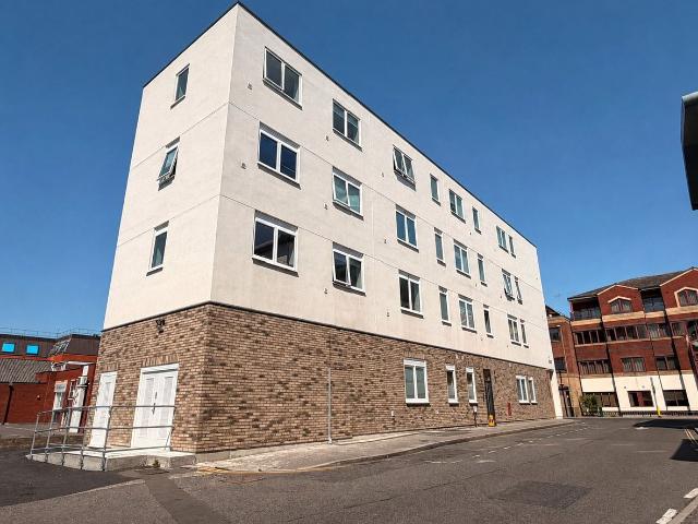 Victoria Road, Farnborough, Hampshire GU14, 1 bed flat to rent, £1,275 pcm | PrimeLocation