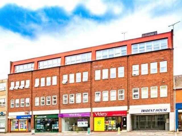 Victoria Road, Farnborough, 1 Bedroom Apartment
