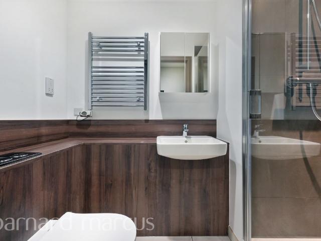 Victoria Road, Feltham TW13, Studio to rent, £1,200 pcm | PrimeLocation