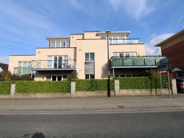 Victoria Road, Ferndown BH22, 2 bed flat to rent, £1,272 pcm | PrimeLocation