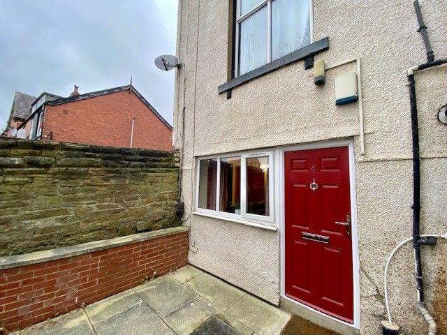 Victoria Road Flat 4, 70, Leeds LS6, 2 bed flat to rent, £1,009 pcm | PrimeLocation