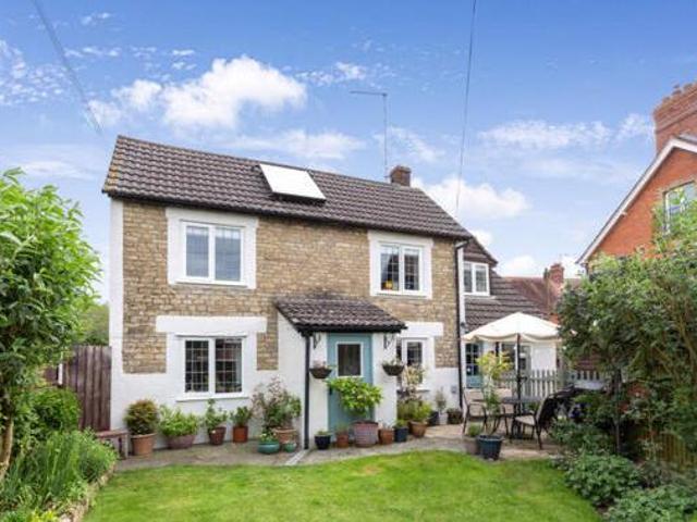 Victoria Road, Gillingham, 3 Bedroom Detached