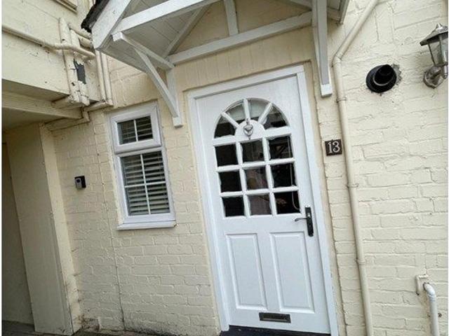 Victoria Road, Great Malvern WR14, 2 bed flat to rent, £935 pcm | PrimeLocation