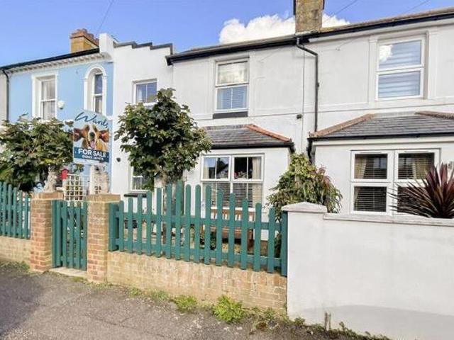 Victoria Road, Hythe, 3 Bedroom Terraced