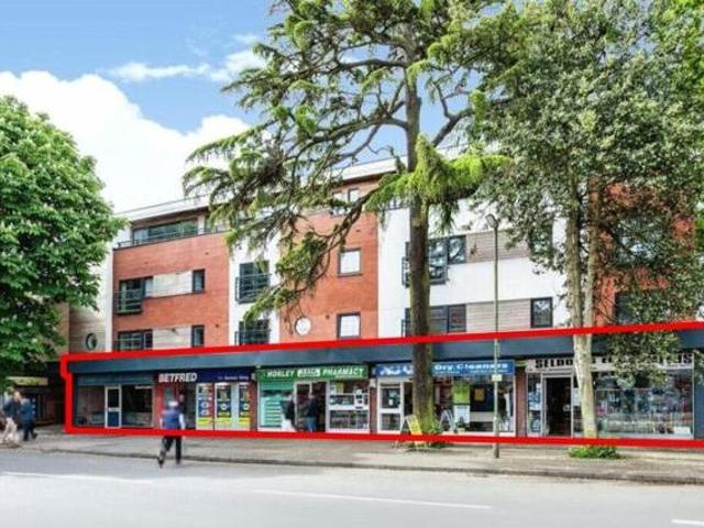 Victoria Road, Horley, High Street Retail