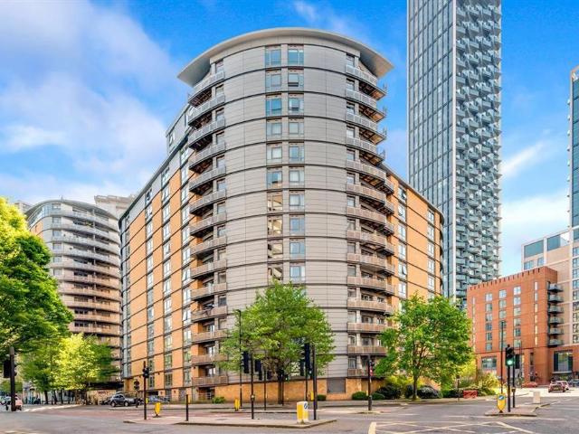 Victoria Road, London W3 Studio to rent £1,499 pcm £346 pw