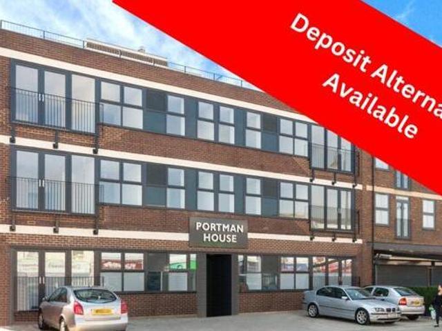 Victoria Road, Romford, 2 Bedroom Penthouse