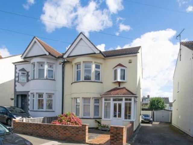 Victoria Road, Southchurch, 4 Bedroom House