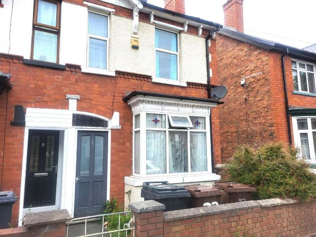 Victoria Road, Wednesfield, Wolverhampton WV11, Room to rent, £450 pcm | PrimeLocation