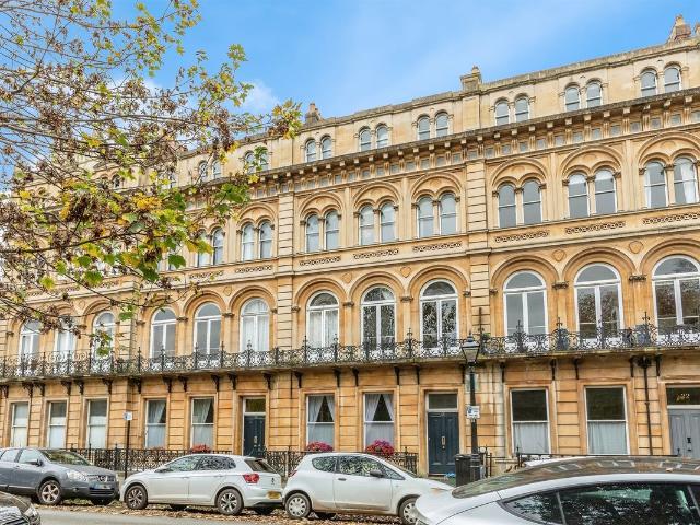 Victoria Square, Bristol BS8, 3 bed flat to rent, £1,950 pcm | PrimeLocation