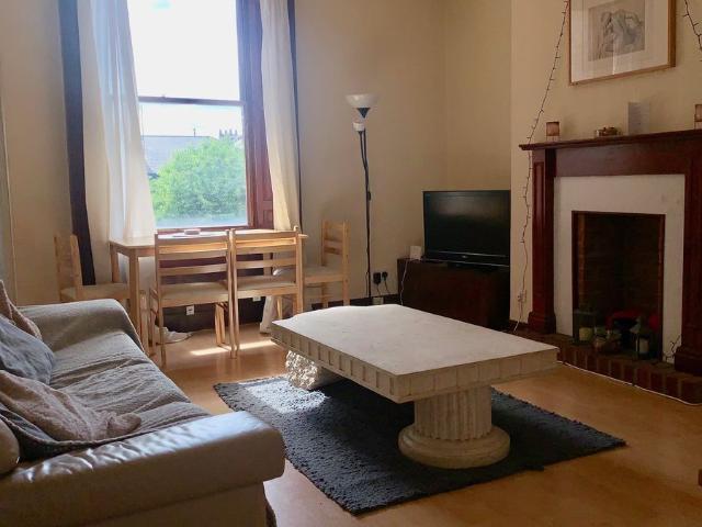 Victoria Square, Newcastle Upon Tyne NE2, 2 bed flat to rent, £1,200 pcm | PrimeLocation