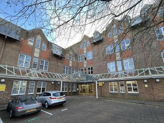 Victoria Square, Victoria Street, Office To Lease