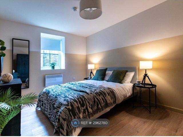 Victoria St, Newark NG24, 2 bed flat to rent, £1,200 pcm | PrimeLocation