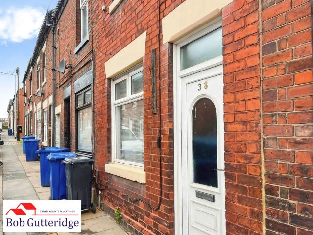 Victoria Street, Chesterton, Newcastle, Staffs ST5, 2 bed terraced house to rent, £700 pcm | PrimeLocation