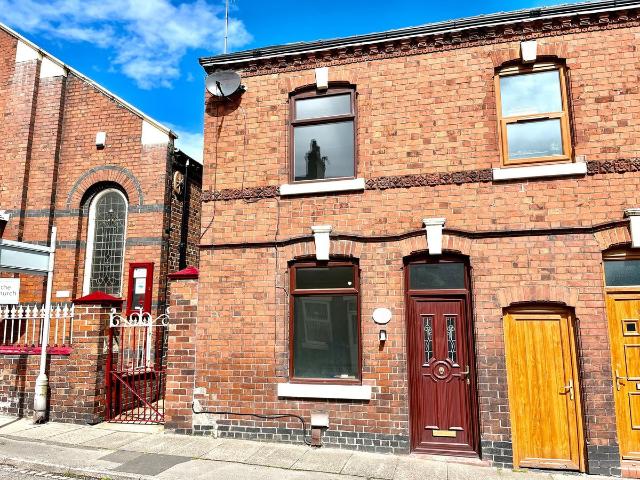 Victoria Street, Chesterton ST5, 3 bed end terrace house to rent, £700 pcm | PrimeLocation