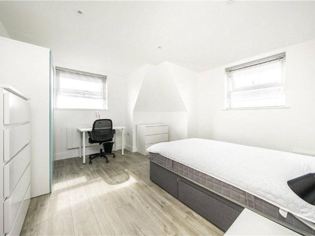 Victoria Street, Englefield Green, Egham, Surrey, TW20 0QY