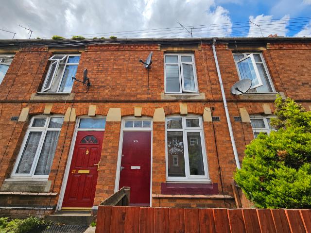 Victoria Street, Kettering NN16, 2 bed terraced house to rent, £850 pcm | PrimeLocation