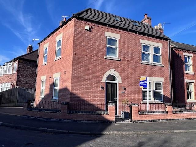 Victoria Street, Long Eaton, NG10 3ET 3 bed detached house to rent £1,395 pcm £322 pw