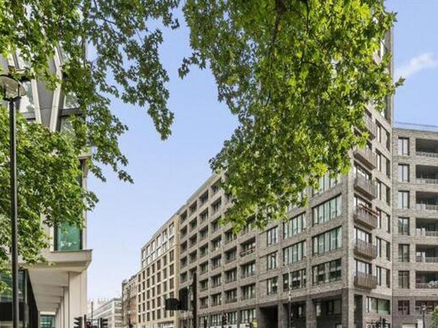 Victoria Street, London, 1 Bedroom Flat