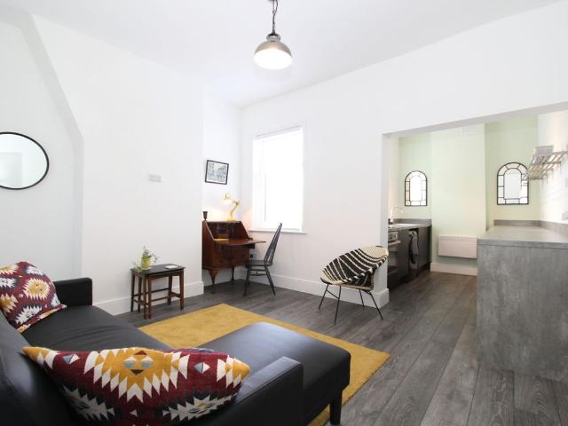 Victoria Street, Stoke On Trent ST4, 1 bed flat to rent, £695 pcm | PrimeLocation