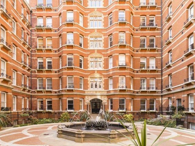 Victoria Street, SW1H, London