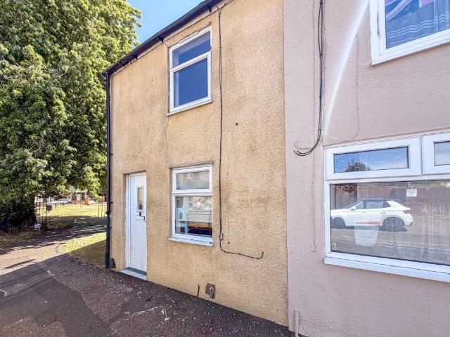 Victoria Street, Peterborough PE1, 2 bed terraced house to rent, £850 pcm | PrimeLocation