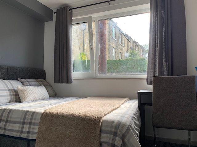 Victoria Street Room 2