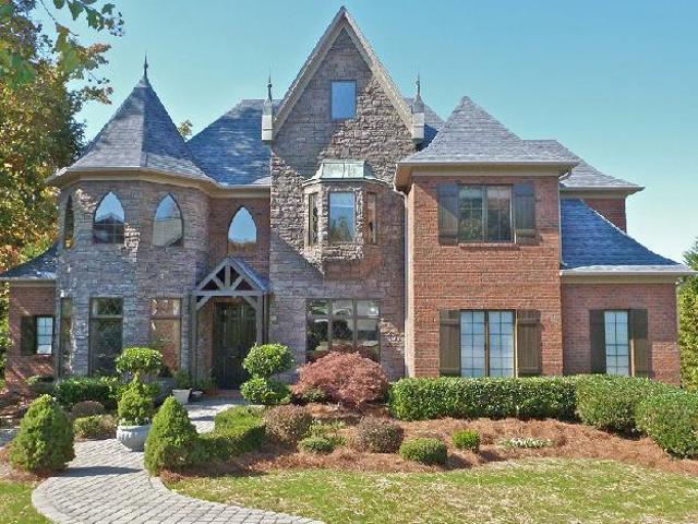 Victorian Beauty in Arbor Run