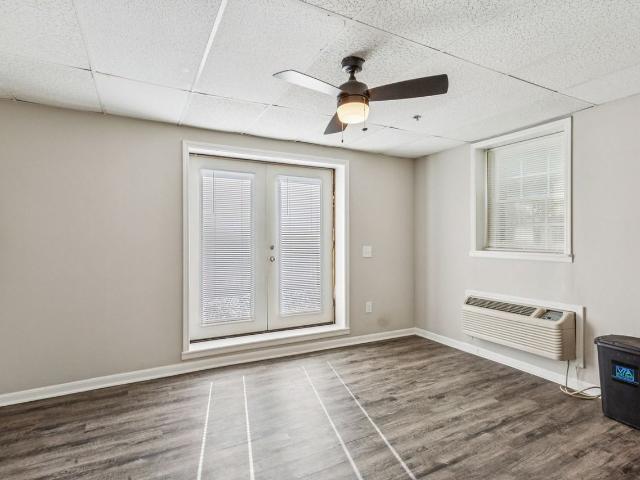 Victorian Village Apartments Studio Apartment for Rent at 39 Trammell St Sw, Marietta, GA 30064