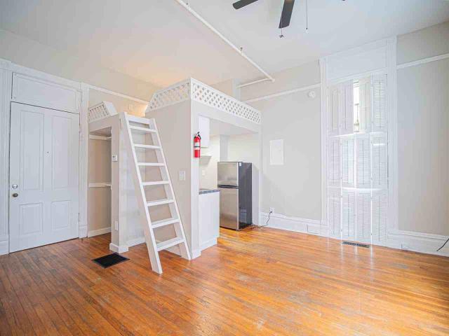 Victorian Village Apartments 1 Bedroom Apartment for Rent at 39 Trammell St Sw, Marietta, GA 30064
