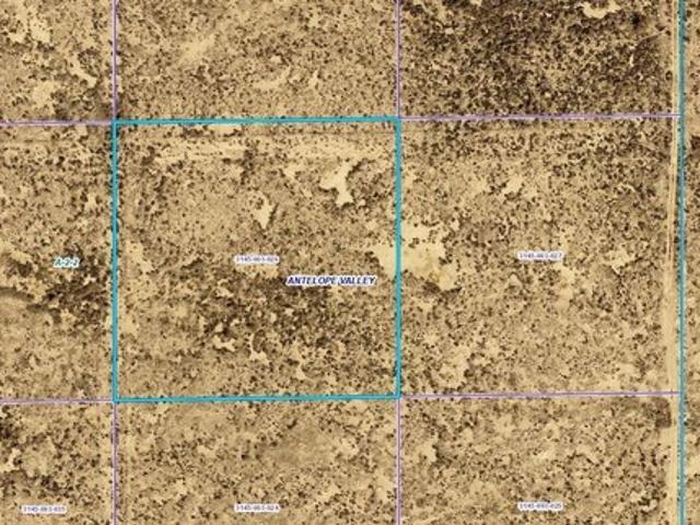 Vic 5 St W, Lancaster, CA 93535