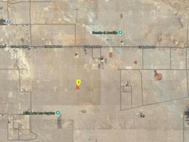 Vic Ave # R6 and 200th St E, Palmdale, CA 93591