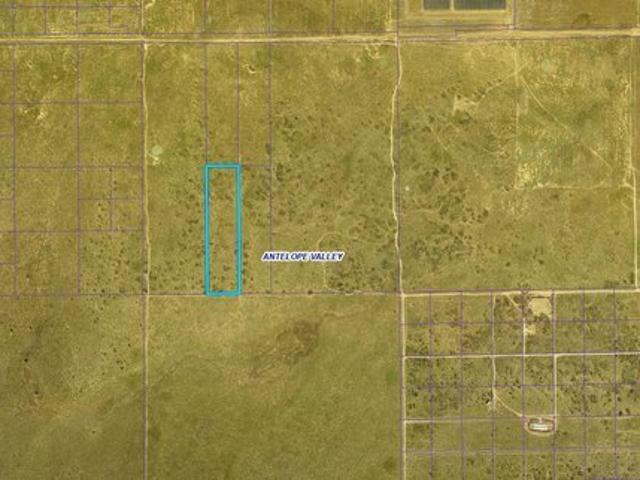Avenue # B8, Lancaster, CA 93536