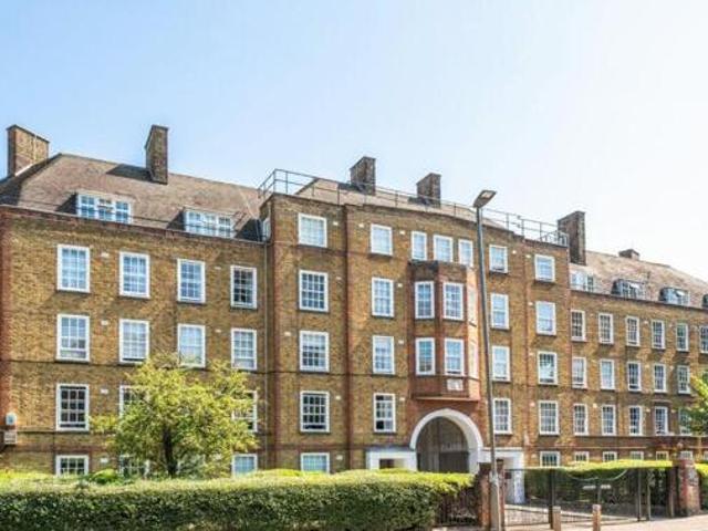 Vicarage Crescent, Battersea, 1 Bedroom Flat